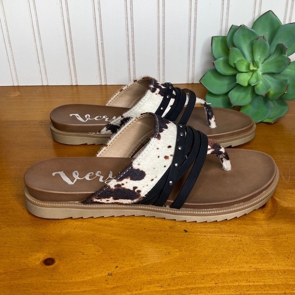 Very G | Shoes | Very G Rose Blackbrown Cow Print Sandals | Poshmark
